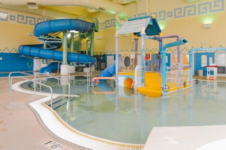 Indoor Family Pools and Waterparks In Metro Detroit - LittleGuide Detroit