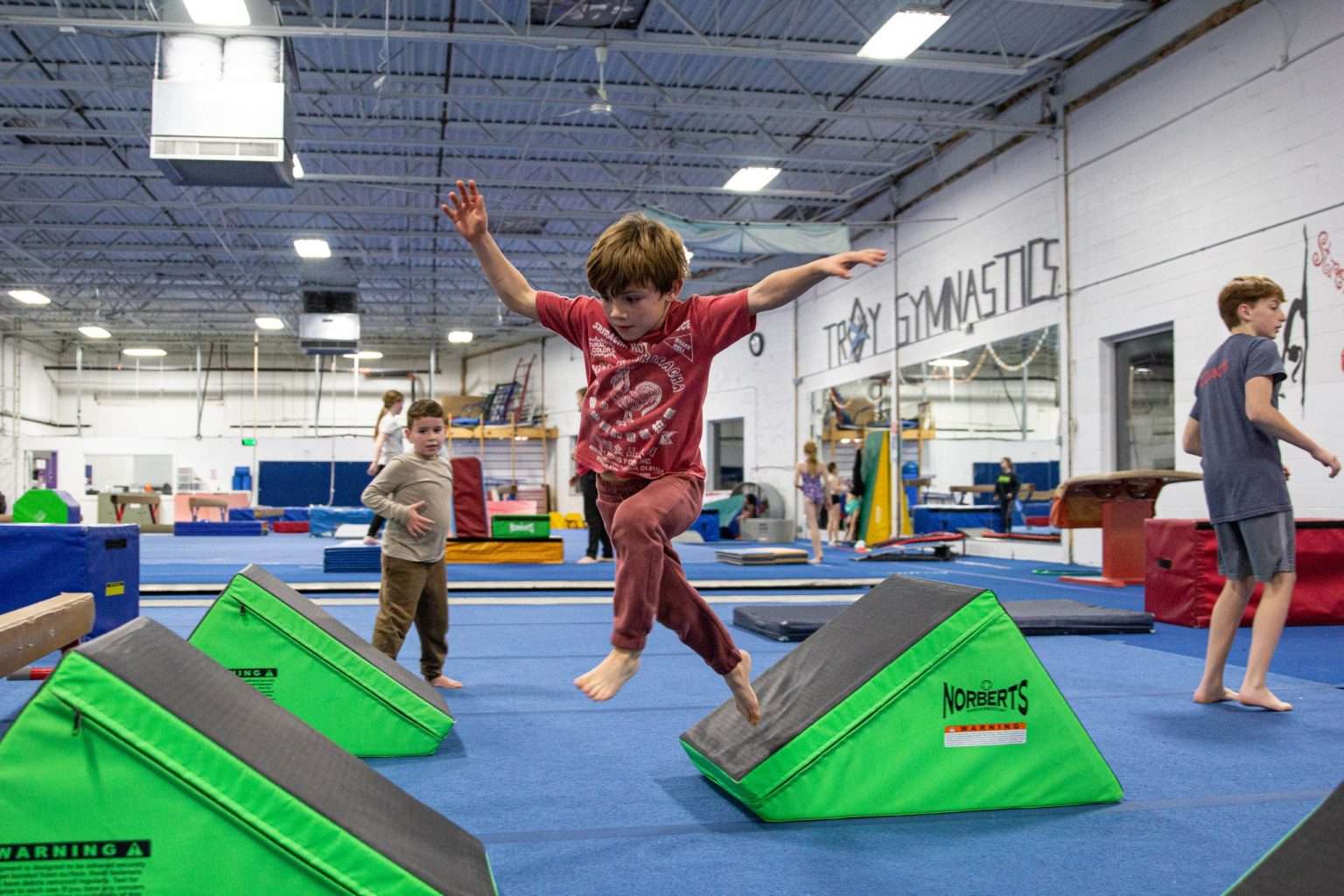 Easter Bunny Trail - LittleGuide Detroit