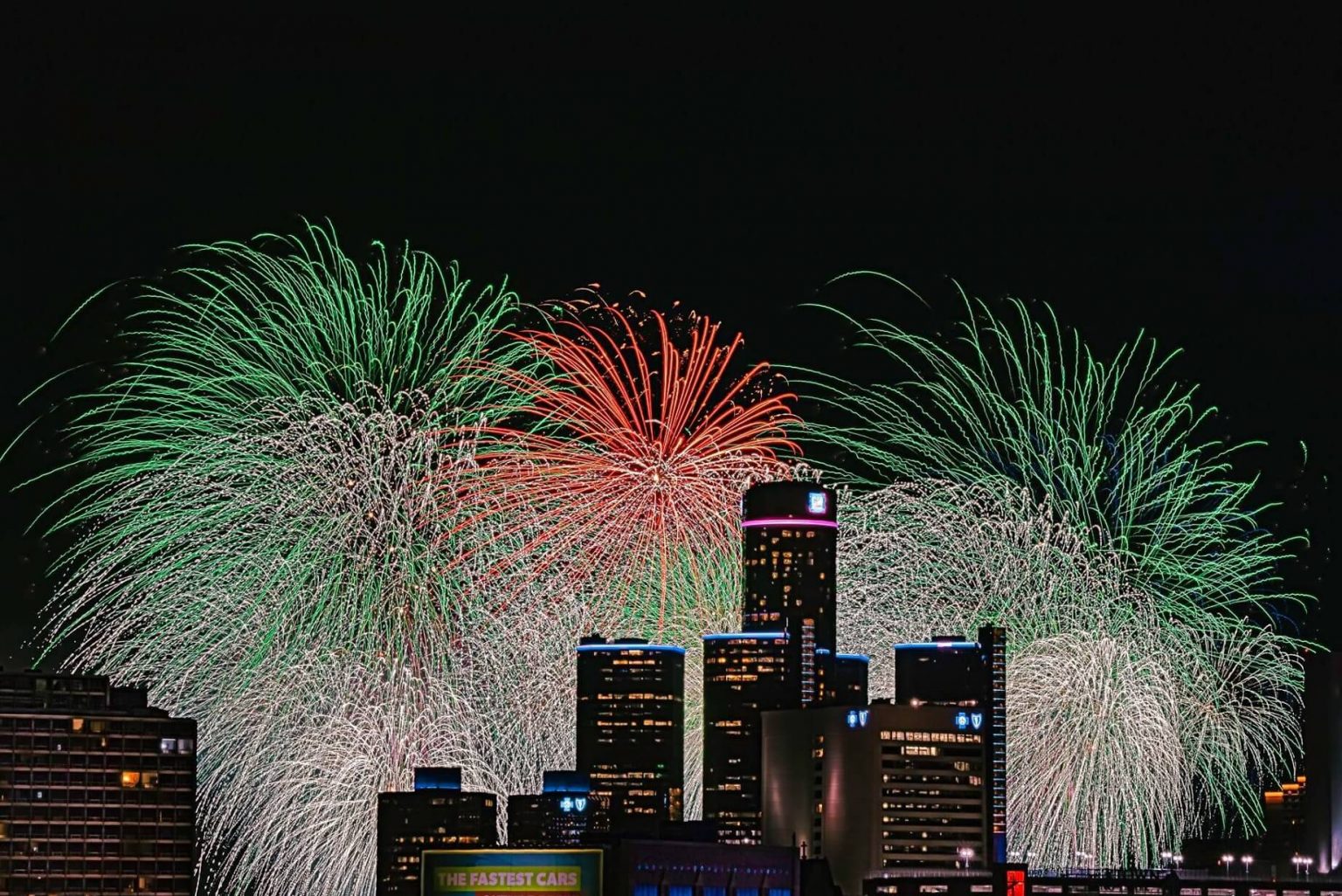 Go NEXT LEVEL In Downtown Detroit - LittleGuide Detroit