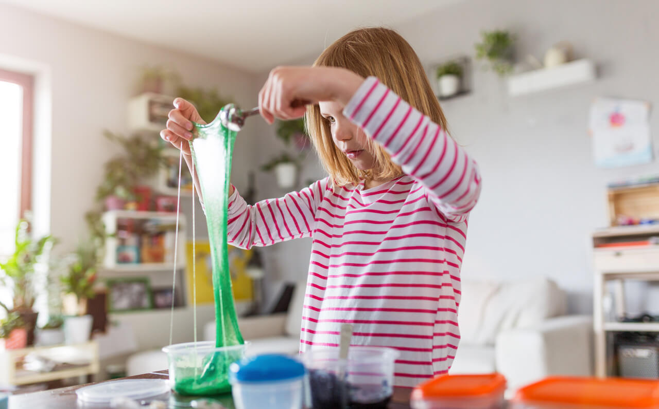 12 STEM Experiments Kids Can Create with Household Items - LittleGuide ...