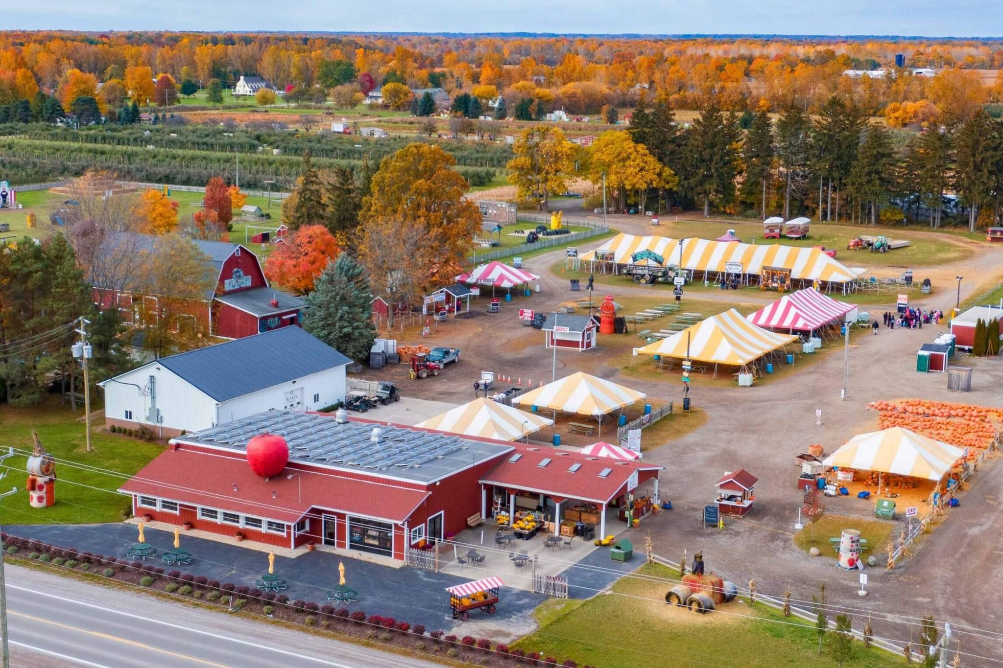8 Best Cider Mills For Kids In Southeast Michigan - LittleGuide Detroit