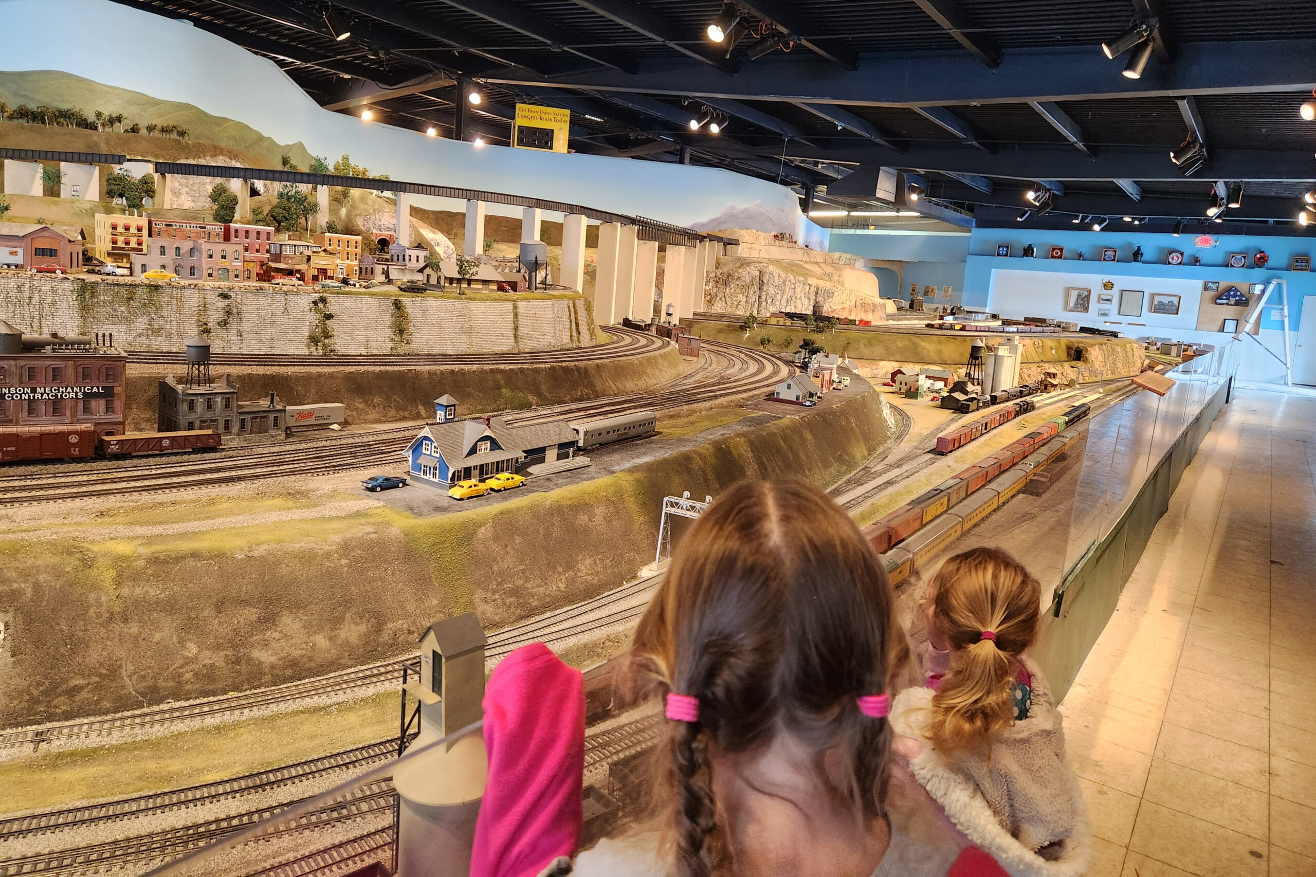 Take Your Train Lover To Chi-Town Union Station - LittleGuide Detroit