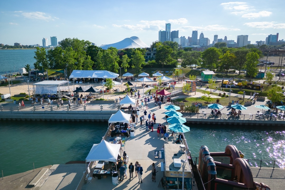 Detroit Riverfront Conservancy Hosts Family-Friendly Shimmer On The ...
