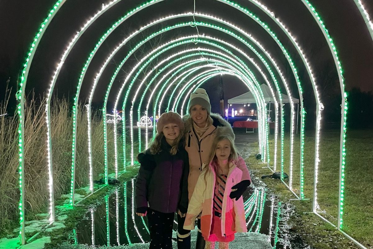 Free (or Inexpensive) Holiday Lights in Metro Detroit - LittleGuide Detroit