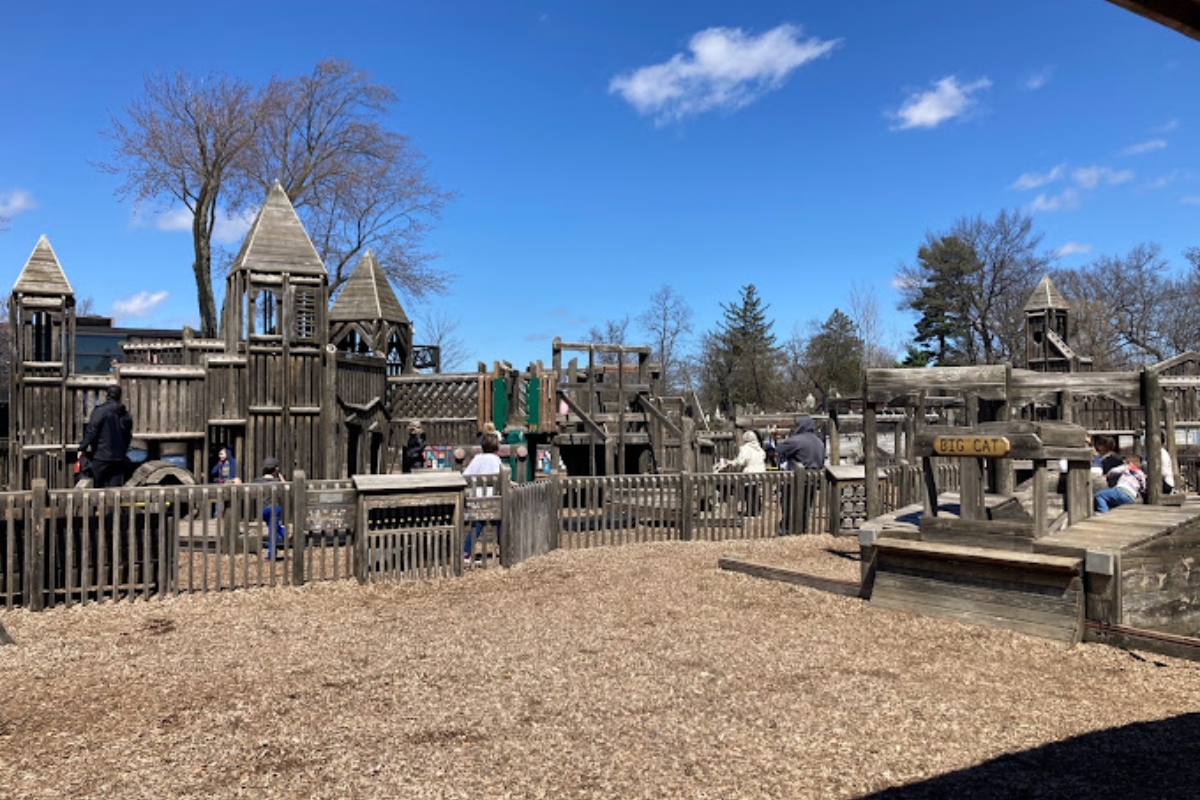10 Wooden Parks In The Metro Detroit Area Worth Checking Out ...