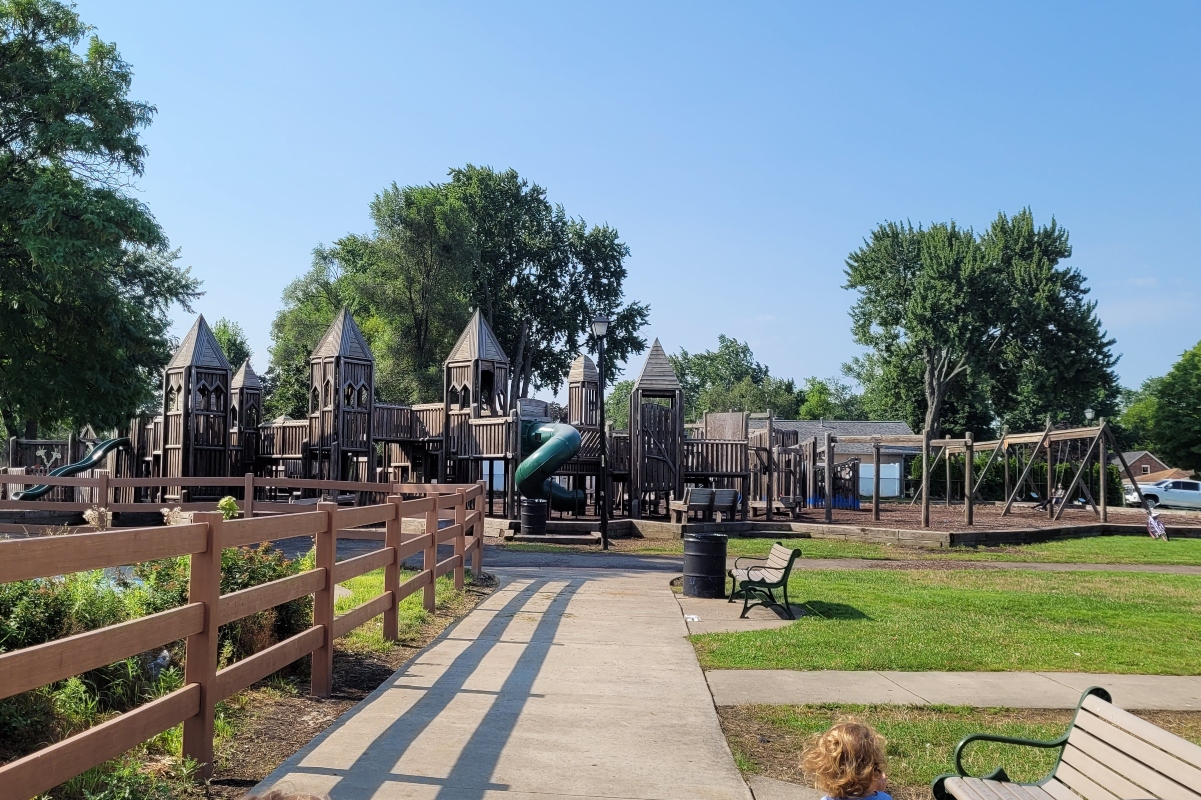 10 Wooden Parks In The Metro Detroit Area Worth Checking Out ...