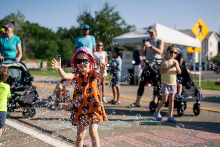 Stroller event - LittleGuide Detroit