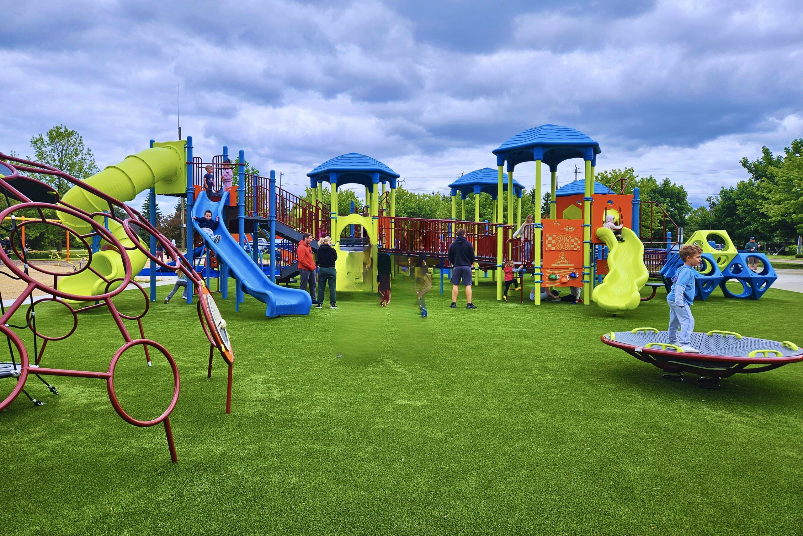 Best Parks & Playgrounds in Macomb County - LittleGuide Detroit