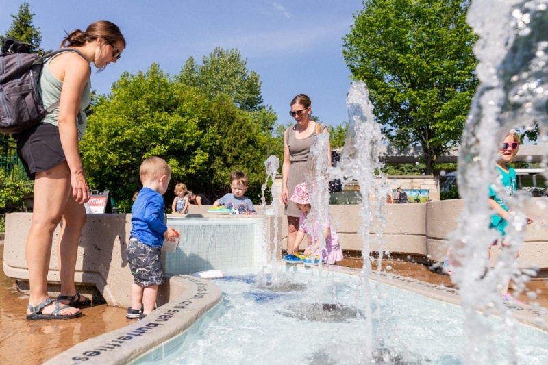 Indoor Family Pools and Waterparks In Metro Detroit - LittleGuide Detroit