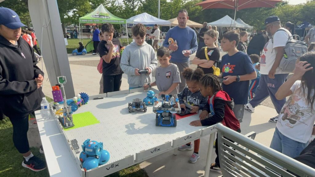 Magikid Robotics Lab - LittleGuide Detroit