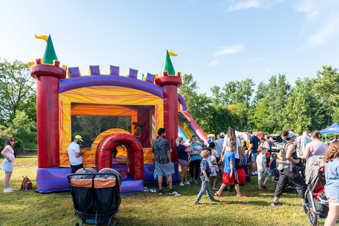 5 Inflatable Water Parks in Michigan - LittleGuide Detroit