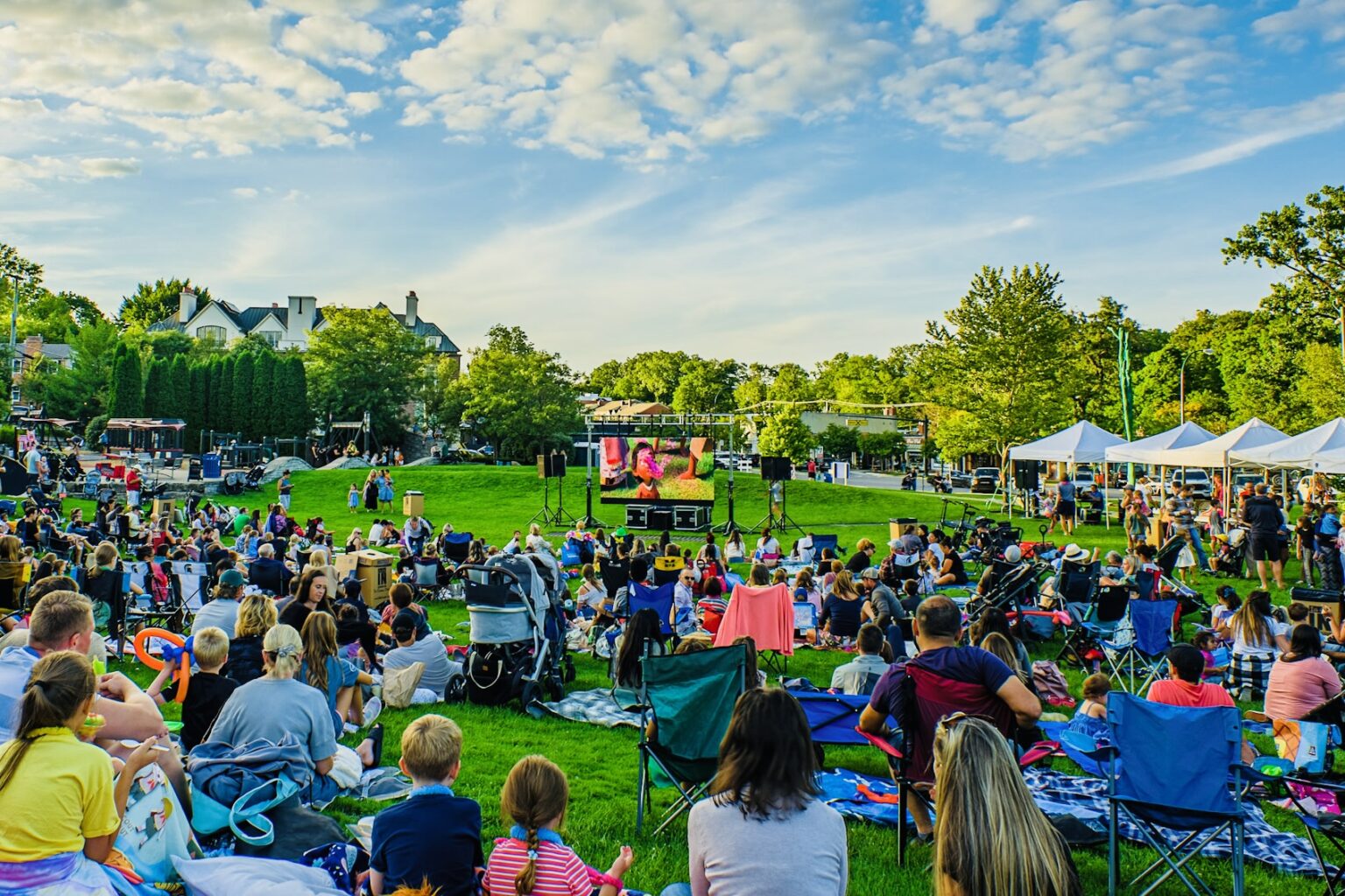 FREE Outdoor Movie Nights & Family Fun Returns to Birmingham, MI this ...